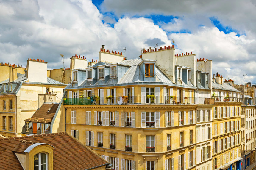 9 secrets to a romantic Parisian getaway