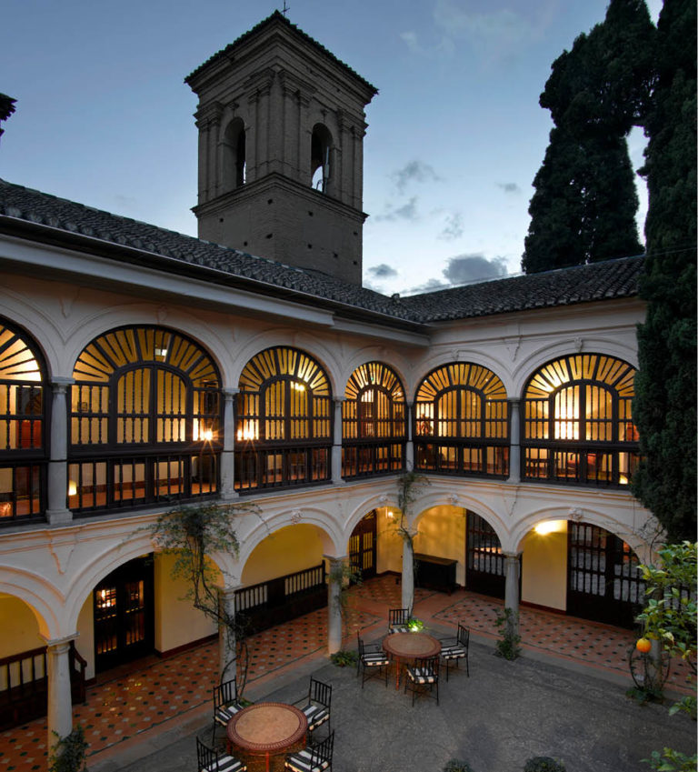 What is a Spanish paradors and how can we stay in one? - International ...