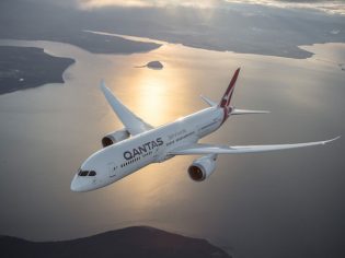 Airline Review: Qantas’ QF5 connects continental Europe and Australia ...