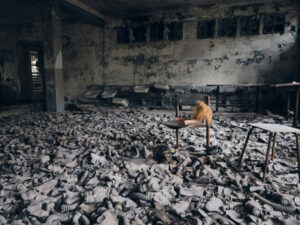 8 Eerie Ghost Towns Around The World - International Traveller