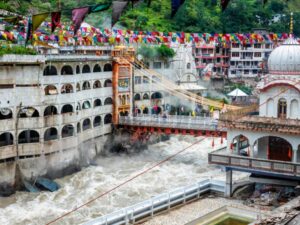 13 Best Hot Springs In The World - International Traveller